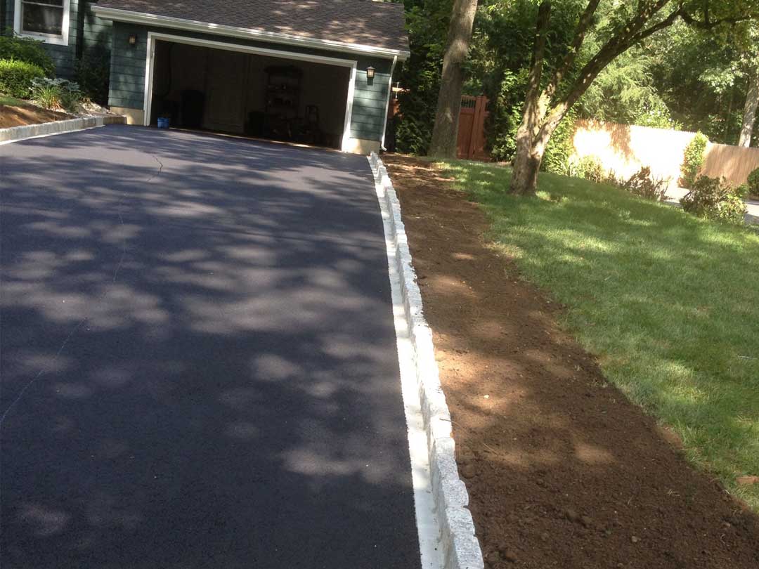 Asphalt Driveway With Belgian Block Curb In Eatontown - Angelo's Paving